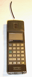 Museum of Motorola 8000X, 28 oz 1983, vintage brick phones, Nokia ...